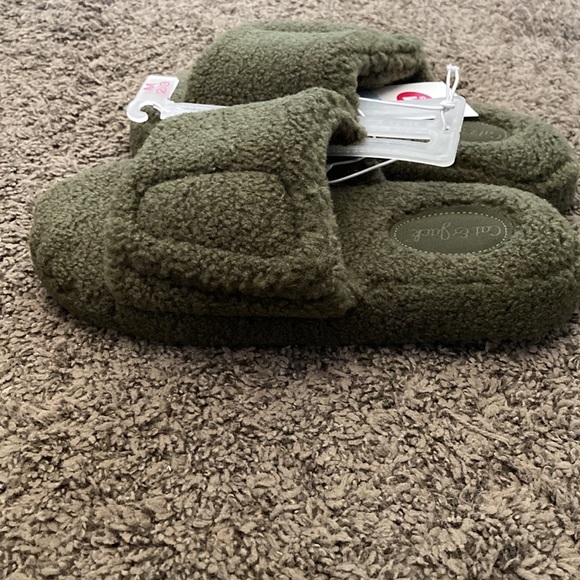 Cat & Jack | Shoes | Ace Adjustable Slide Slippers | Poshmark